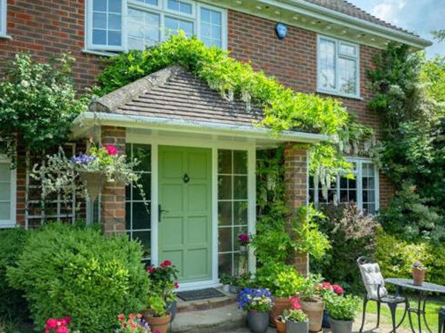 Kingsfold, Horsham, 4 Bedroom Detached
