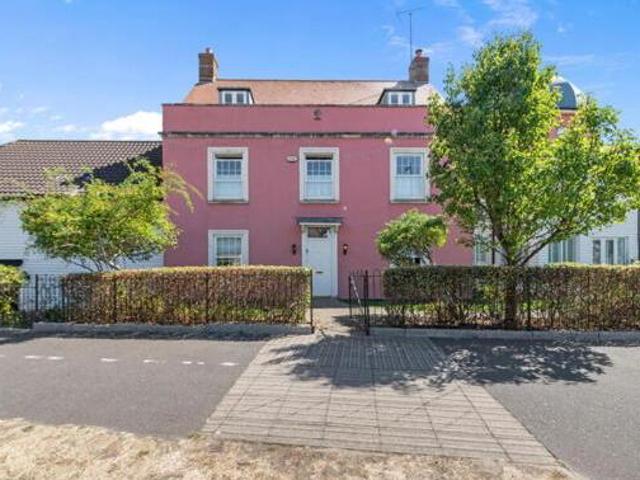 Kingsford Drive, Chelmsford, 5 Bedroom Town