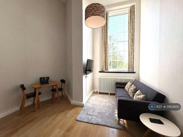 Kingsford Residence, Edinburgh, EH7 1 bed flat to rent £1,520 pcm £351 pw