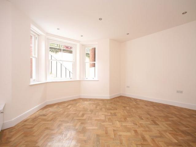 Kingsgate Mansions, Red Lion Square, London WC1R, 2 bed flat to rent, £3,400 pcm | PrimeLocation