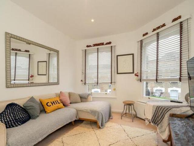 Kingsgate Road, London, 2 Bedroom Flat