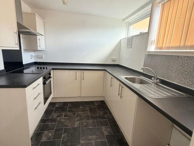 Kingsgate, Town Centre, Doncaster DN1, 3 bed flat to rent, £700 pcm | PrimeLocation