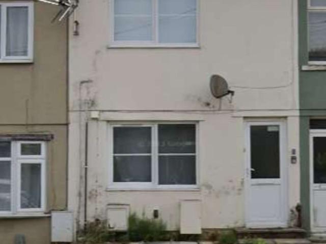 Kingshill Road Room 1
