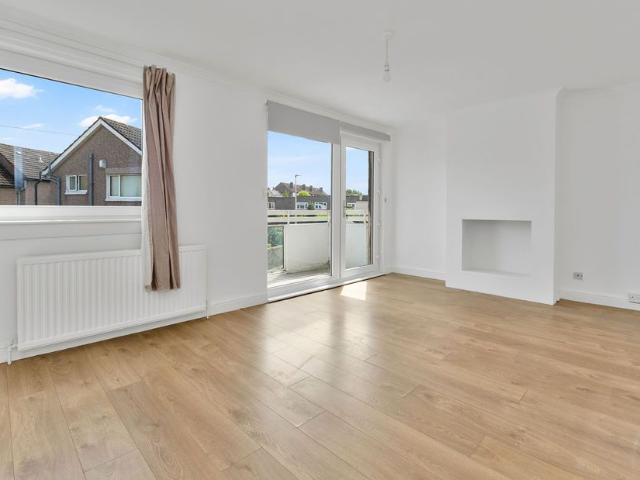 Kingsknowe Road North, Kingsknowe, Edinburgh EH14, 2 bed flat to rent, £1,300 pcm | PrimeLocation