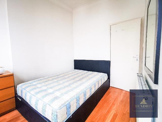 Kingsland High Street, London E8, 2 bed flat to rent, £2,000 pcm | PrimeLocation