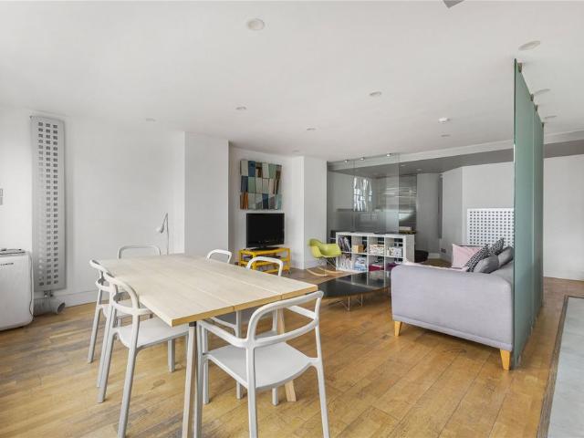 Kingsland Road, Hoxton, London, E2 8DP