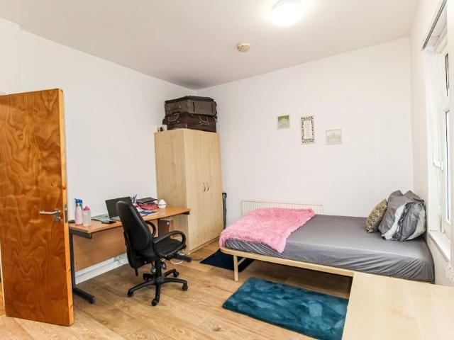 Kingsland Terrace, Treforest, Pontypridd
