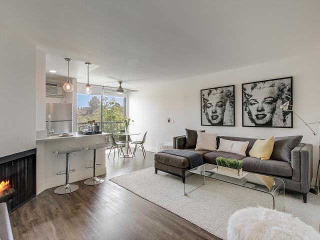 Kingsley Tower Apartments