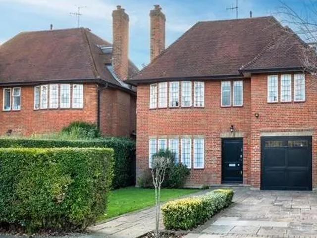 Kingsley Way, London, N2 0EH, United Kingdom | 6 bed house for rent #167775867 | Rentberry