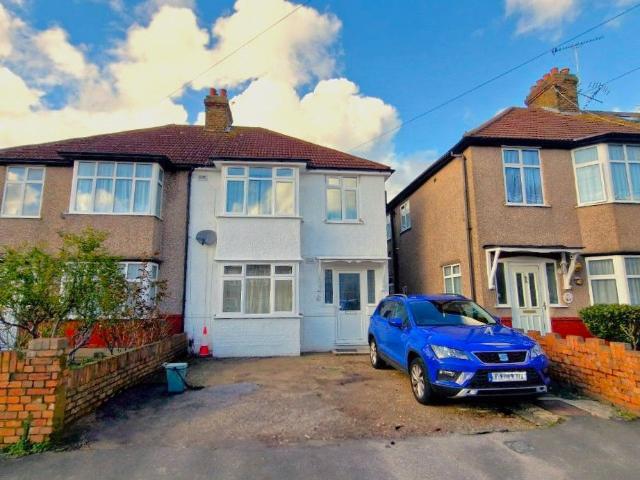 Kingsley Avenue, Hounslow TW3, 4 bed semi detached house to rent, £2,300 pcm | PrimeLocation