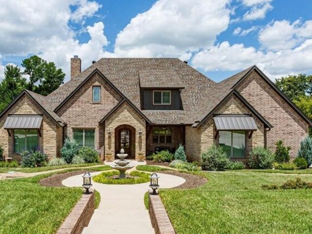 Kingsley Cir, Granbury, Home For Sale