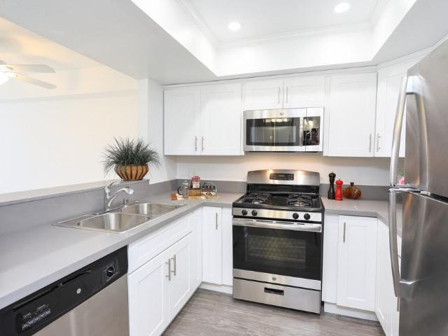 Kingsley Drive 1 Bedroom Apartment for Rent at 737 S Kingsley Dr, Los Angeles, CA 90005 Wilshire Center Koreatown