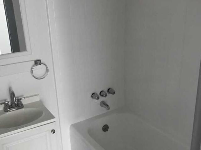 Kingsley Kourt LLC Studio Apartment for Rent at 1017 S Kingsley Dr, Los Angeles, CA 90006 Wilshire Center Koreatown