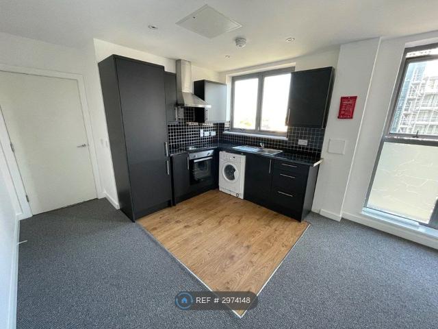 Kingsley Mews, Ilford IG1, 2 bed flat to rent, £1,750 pcm | PrimeLocation