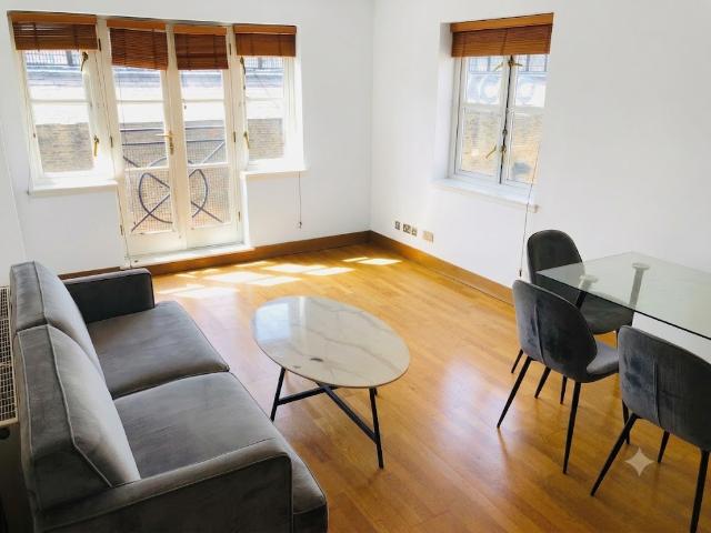Kingsley Mews, London E1W, 2 bed flat to rent, £2,350 pcm | PrimeLocation