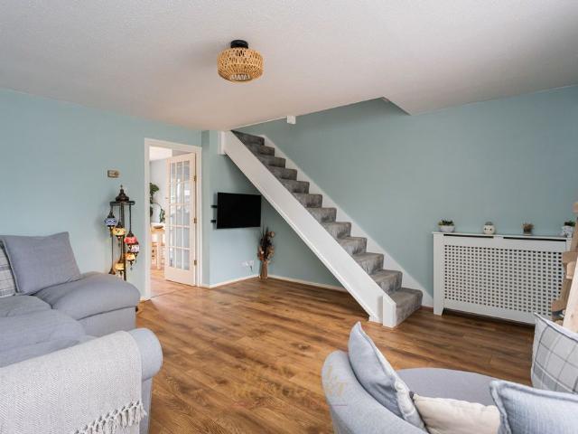 Kingsley Road, Horley, RH6