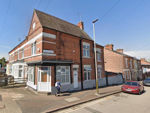 Kingsley Street, Leicester 4 bed terraced house to rent £1,386 pcm £320 pw