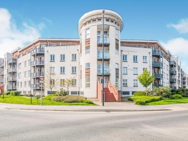 Kingsquarter, MAIDENHEAD 2 bed apartment to rent £1,650 pcm £381 pw