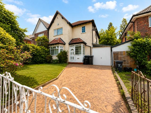 Kingstanding Road, Birmingham B44, 3 bed semi detached house to rent, £1,150 pcm | PrimeLocation