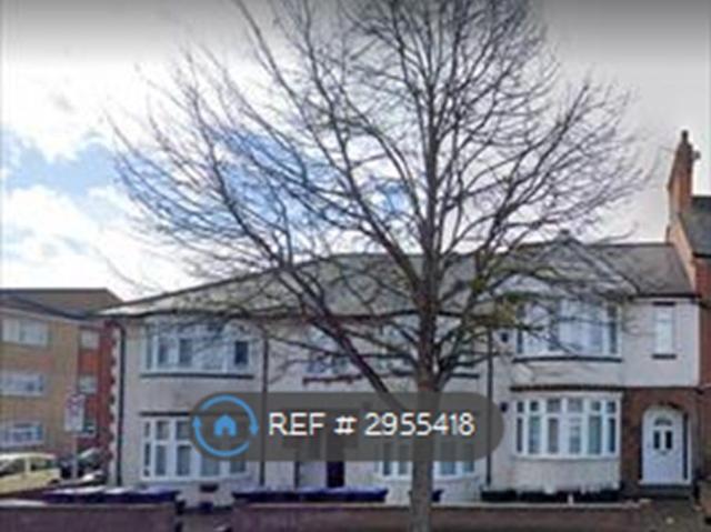 Kingsthorpe Grove, Northampton NN2, 2 bed flat to rent, £1,099 pcm | PrimeLocation