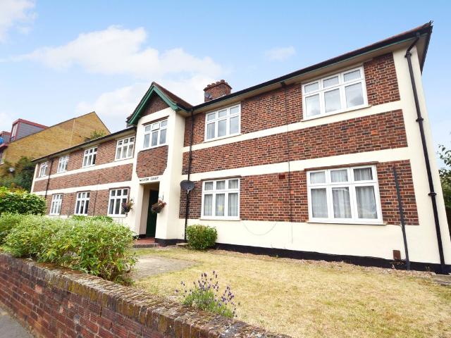 Kingston Upon Thames, Surrey KT1, 2 bed flat to rent, £1,750 pcm | PrimeLocation