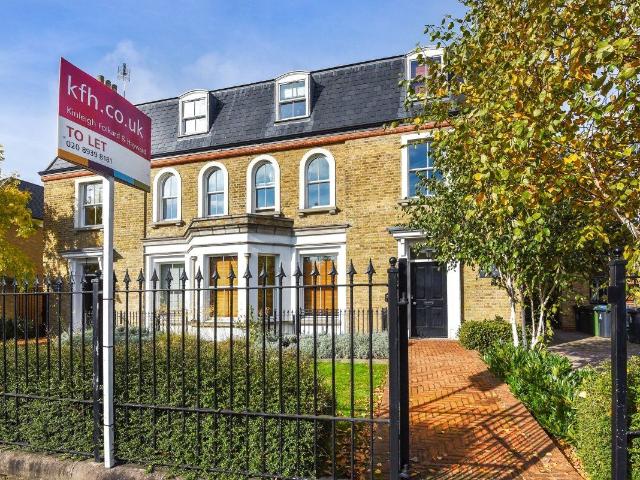 Kingston Vale, Kingston Upon Thames, Surrey SW15, 3 bed property to rent, £2,650 pcm | PrimeLocation