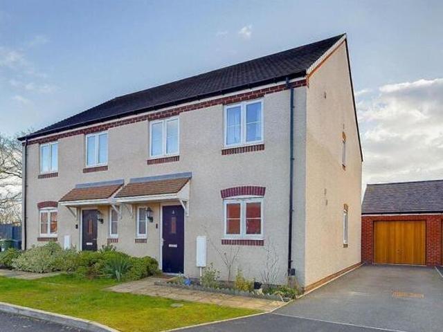Kingston Close, Welland, 3 Bedroom Semi detached