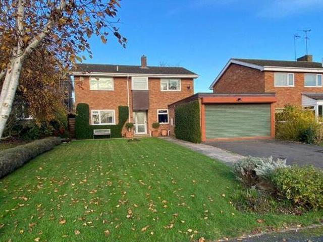 Kingston Close, Long Buckby, 4 Bedroom Detached