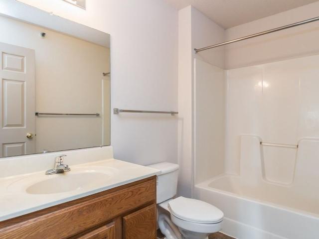 KINGSTON GREEN 1 Bedroom Apartment for Rent at 15600 Galaxie Ave, Apple Valley, MN 55124