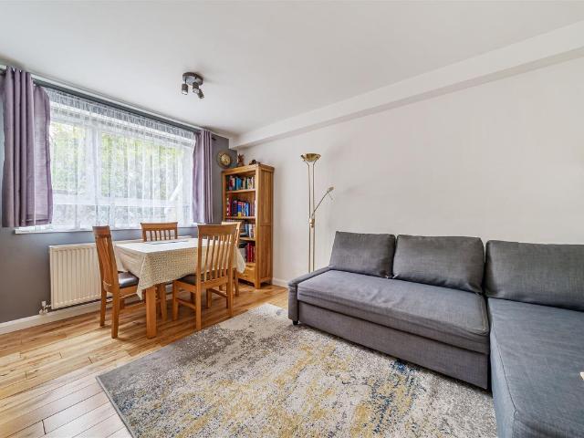 Kingston Hill, Kingston Upon Thames KT2, 1 bed flat to rent, £1,650 pcm | PrimeLocation