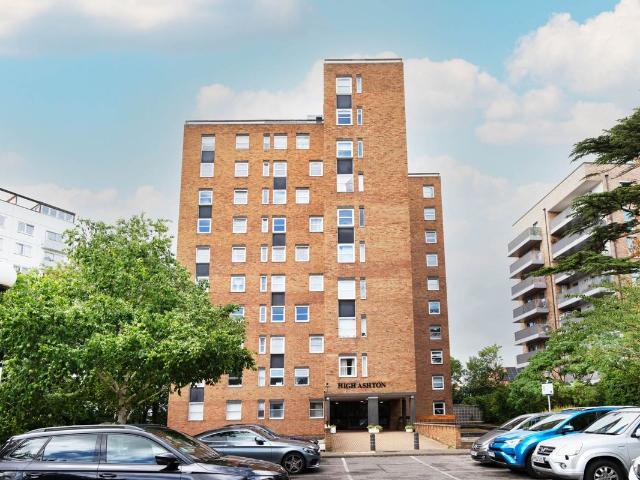 Kingston Hill, Kingston Upon Thames KT2, 2 bed flat to rent, £2,000 pcm | PrimeLocation