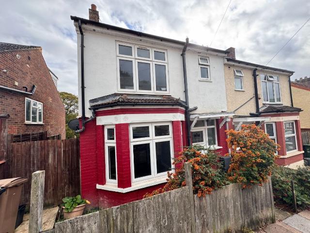 Kingston Road, High Town, Luton LU2, 3 bed semi detached house to rent, £1,475 pcm | PrimeLocation