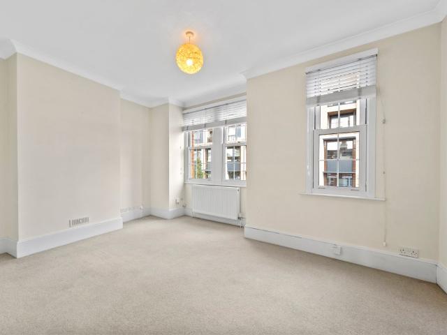 Kingston Road, London SW20, 1 bed flat to rent, £1,600 pcm | PrimeLocation