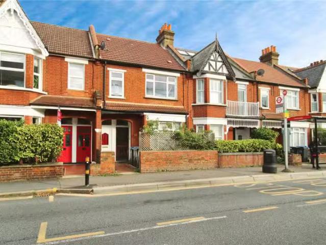 Kingston Road, London, SW20 8JP