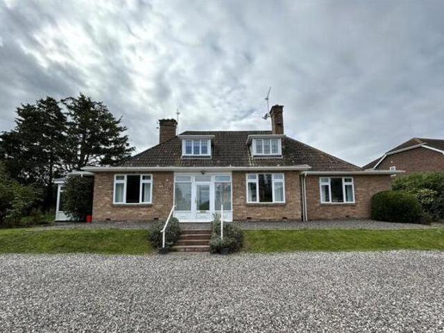Kingston Road, Taunton, 4 Bedroom Detached