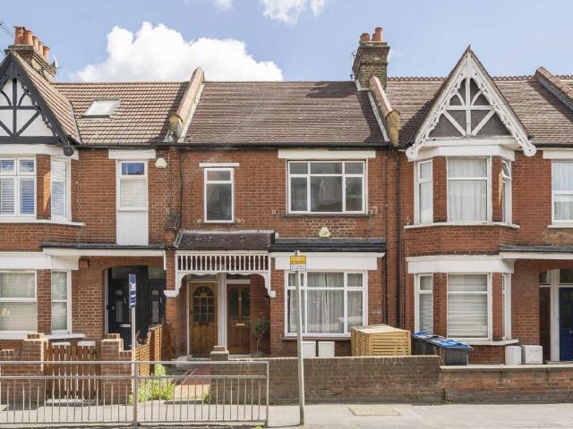 Kingston Road, West Wimbledon SW20, 2 bed flat to rent, £2,100 pcm | PrimeLocation