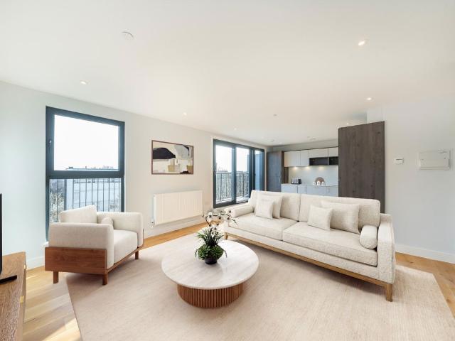 Kingston Road, Wimbledon SW20, 1 bed flat to rent, £1,995 pcm | PrimeLocation