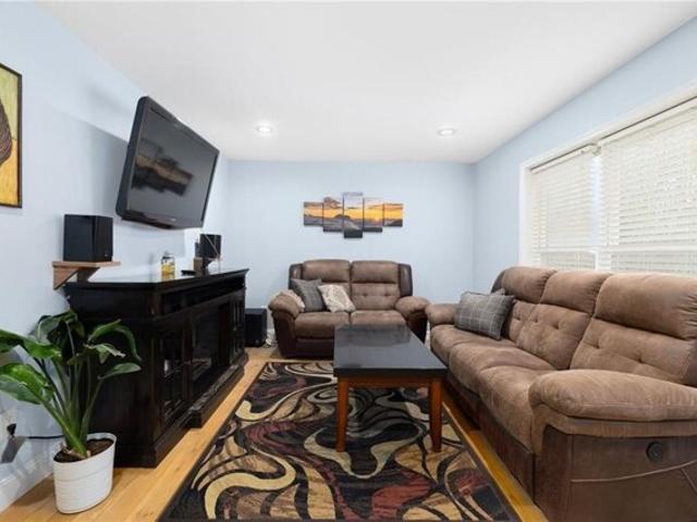 Kingstown Rd Unit B, Richmond, Home For Sale