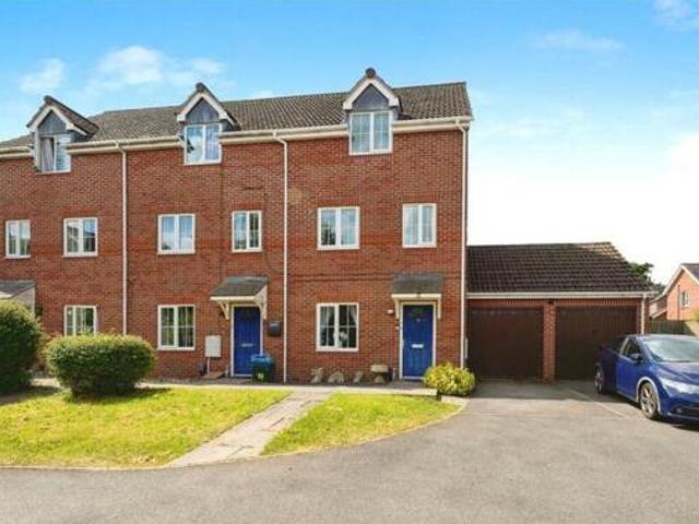 Kingsway, Thatcham Avenue, Gloucester, 3 Bedroom End