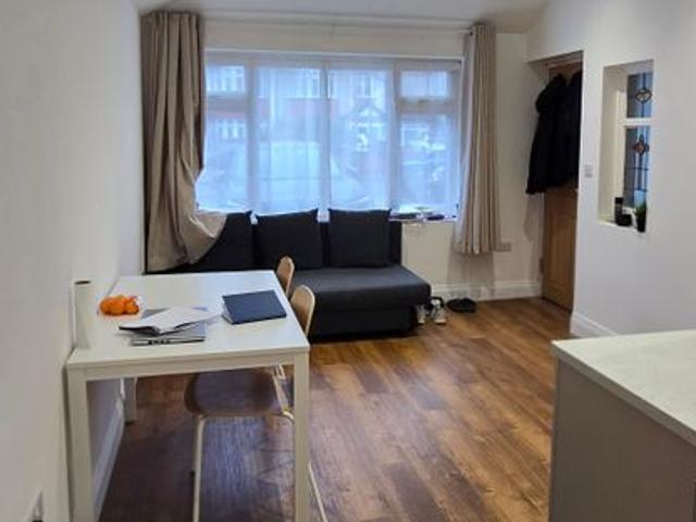 Kingsway, Wembley HA9, 1 bed flat to rent, £1,650 pcm | PrimeLocation