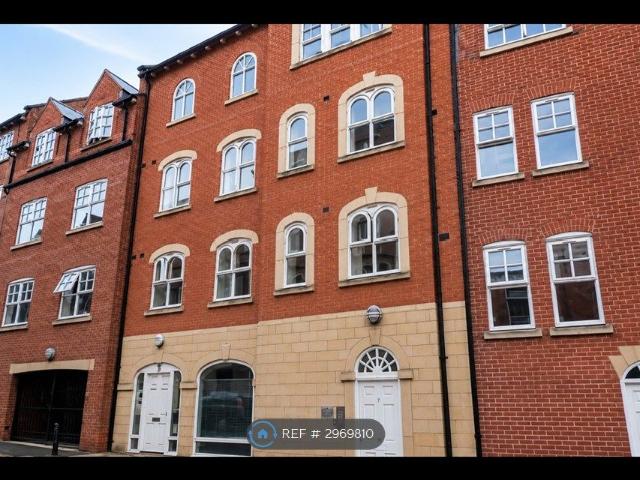 Kingsway, Altrincham WA14, 2 bed flat to rent, £1,350 pcm | PrimeLocation