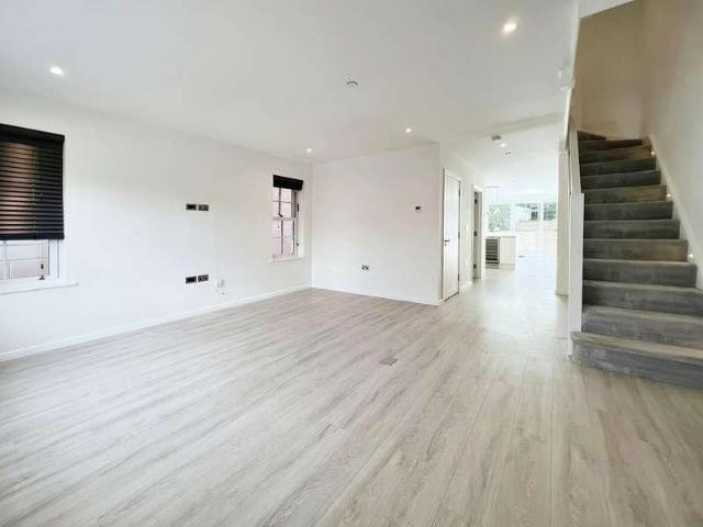 Kingsway, Chalfont St Peter, SL9
