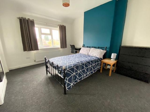 Kingsway, Derby DE22, Room to rent, £475 pcm | PrimeLocation