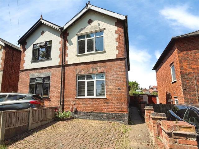 Kingsway, Ilkeston, Derbyshire DE7, 3 bed semi detached house to rent, £900 pcm | PrimeLocation