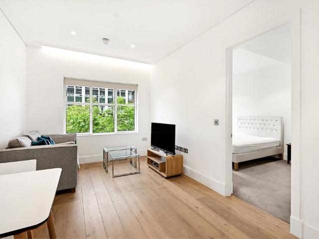 Kingsway, London, WC2B 1 bed apartment to rent £3,575 pcm £825 pw