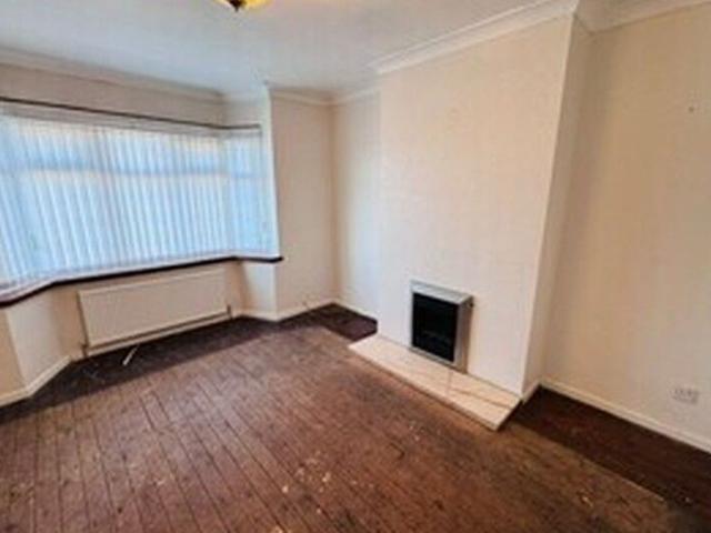 Kingswinford Road, Dudley, DY1 2ES