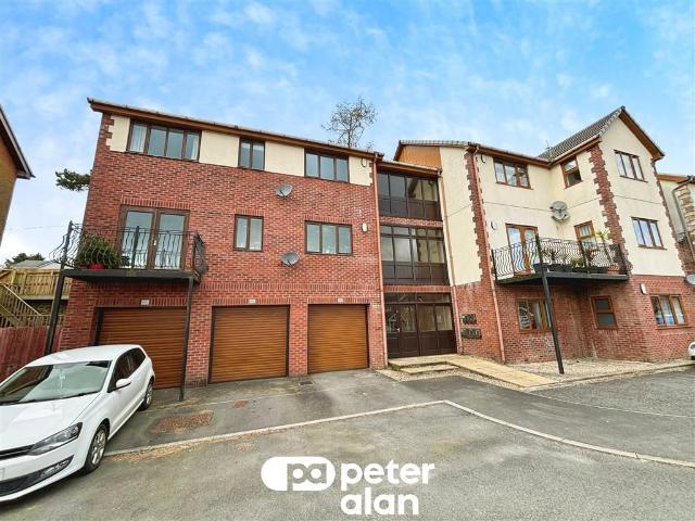 Kingswood Close, Hengoed CF82, 2 bed flat to rent, £799 pcm | PrimeLocation