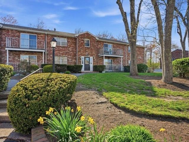 Kingswood Dr Unit,abington, Condo For Sale