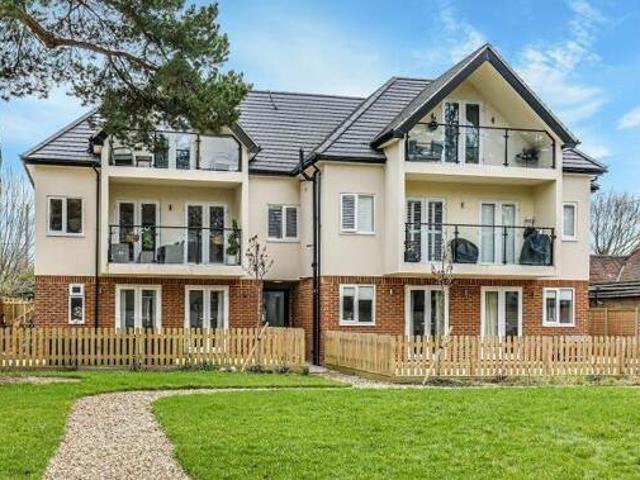 Kingswood Lane, Warlingham, 3 Bedroom Apartment