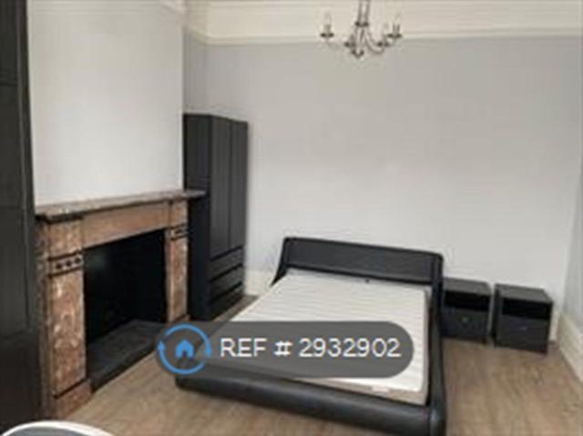 Kingswood Road, Goodmayes IG3, Room to rent, £925 pcm | PrimeLocation
